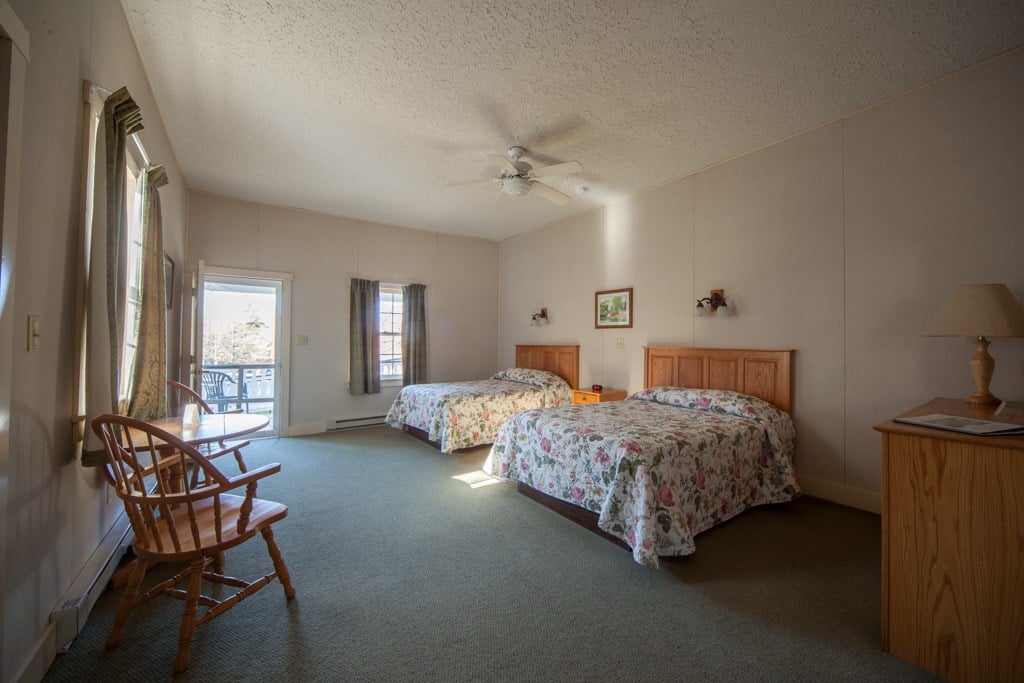 The West Virginia Cottage at Capon Springs | Room Availability & Pricing